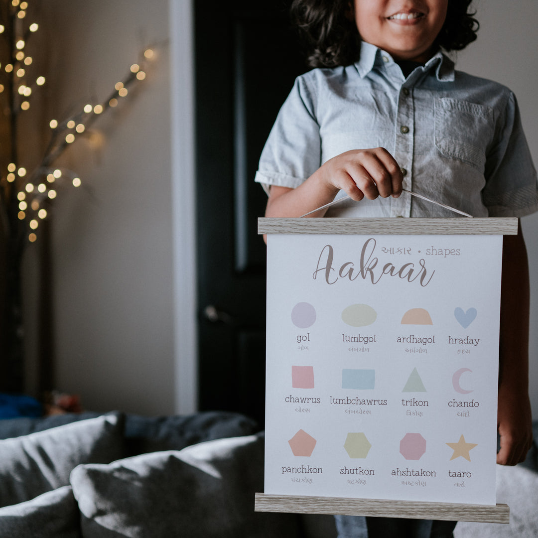 Bilingual Posters: Colors, Shapes, Numbers • Gujarati | Hindi – Taari Maa
